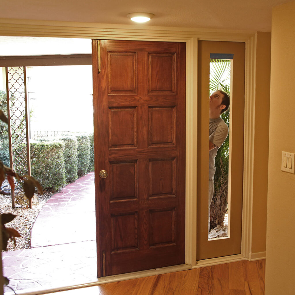 Choosing The Right Sidelight Options For Your Entry Way